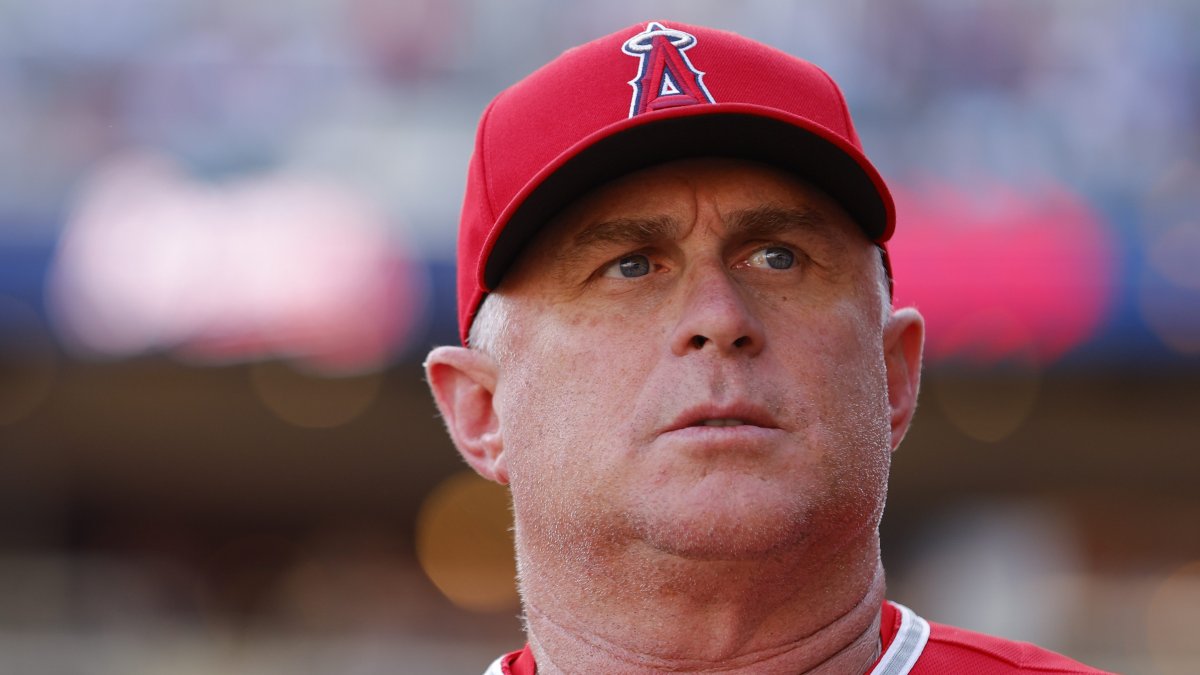 Phil Nevin out as Angels’ manager after 2nd losing season – NBC Chicago