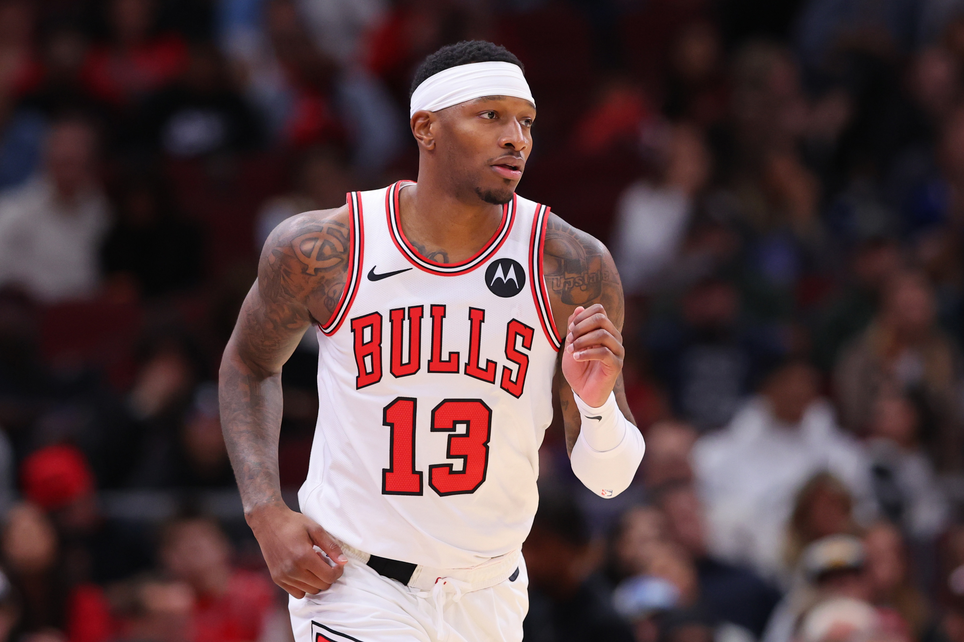 Chicago Bulls lose Torrey Craig for multiple weeks to sprained knee ...
