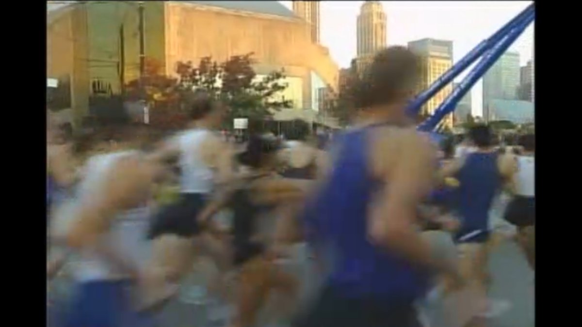 2002: Bank of America Chicago Marathon celebrates 25th anniversary ...