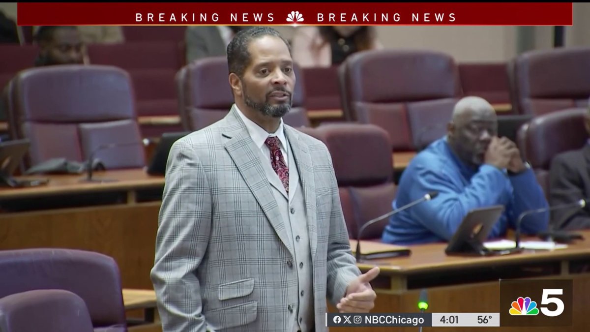 Chaos reigns in Chicago City Council meeting over ‘sanctuary city ...