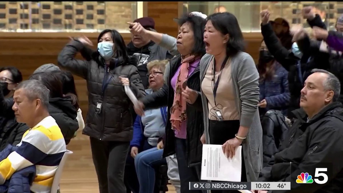 Tempers flare at Brighton Park community meeting over proposed migrant ... Tempers flare at Brighton Park community meeting over proposed migrant ...