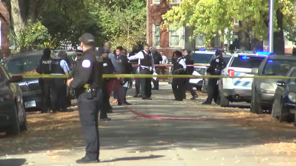 Man Shot And Killed By Police After Shooting Officer In Arm Cpd Nbc