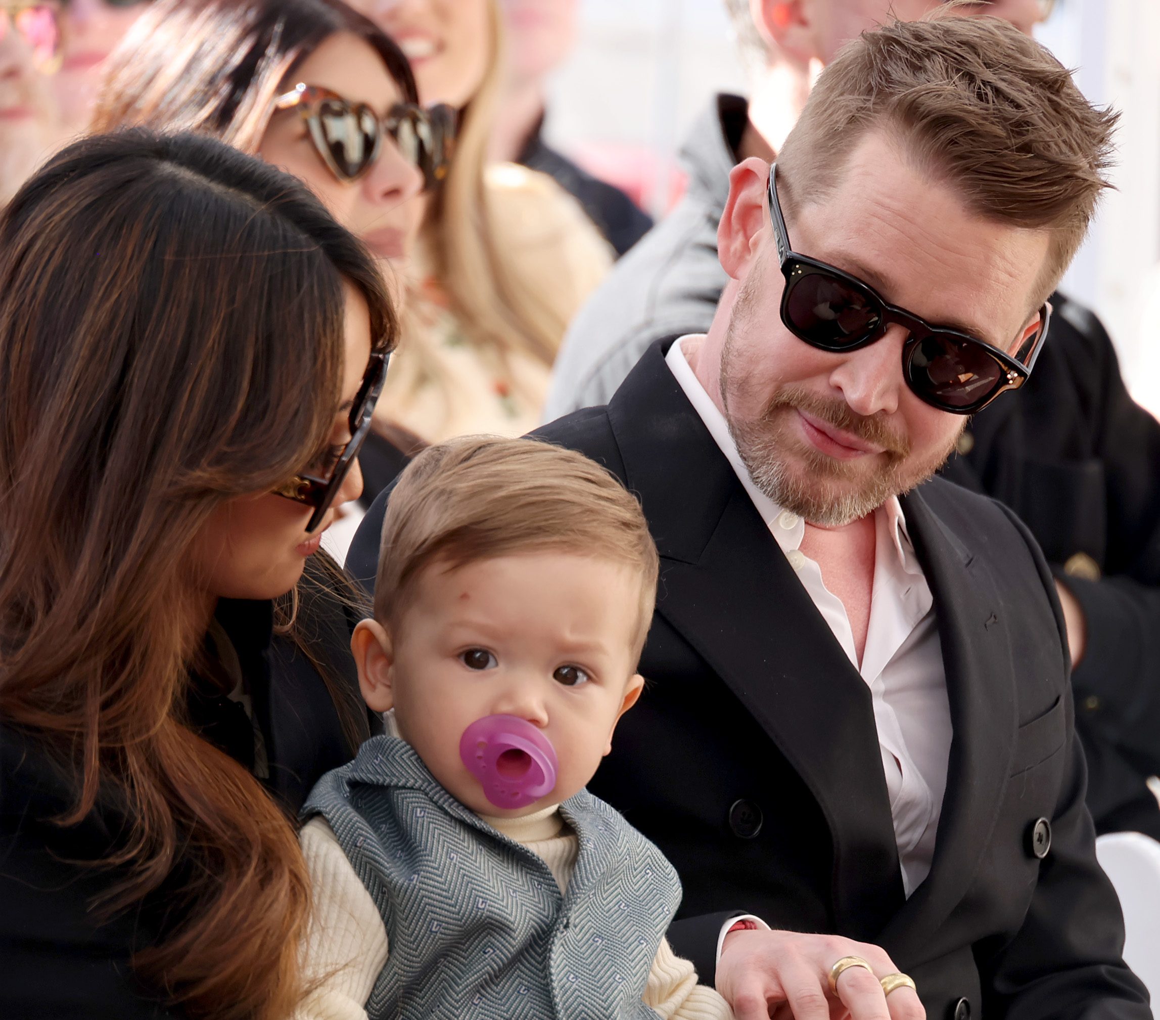 Macaulay Culkin and Brenda Song’s sons make first public appearance ...
