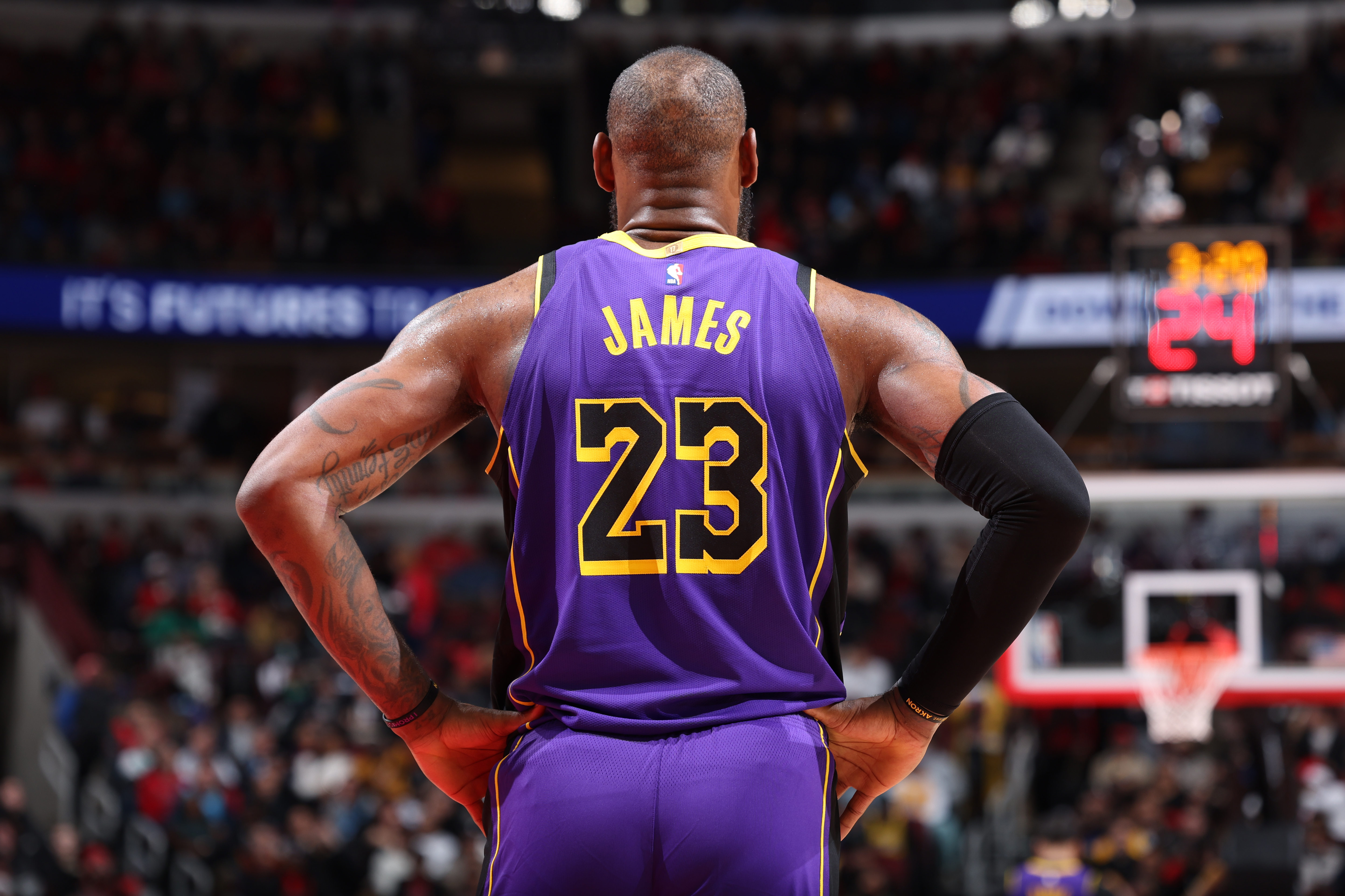 LeBron James reflects on past and current battles with Bulls – NBC Chicago