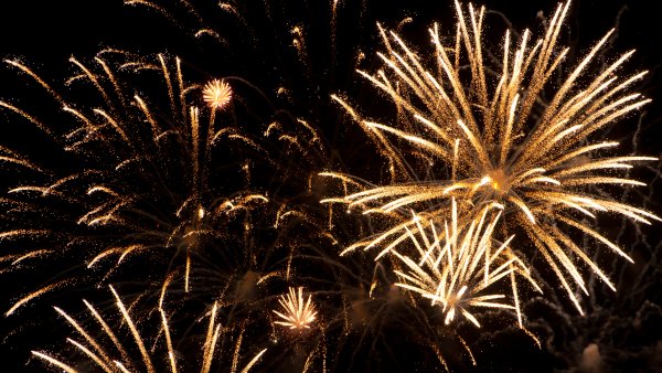 Navy Pier set to hold its first-ever Valentine’s Day fireworks – NBC ...