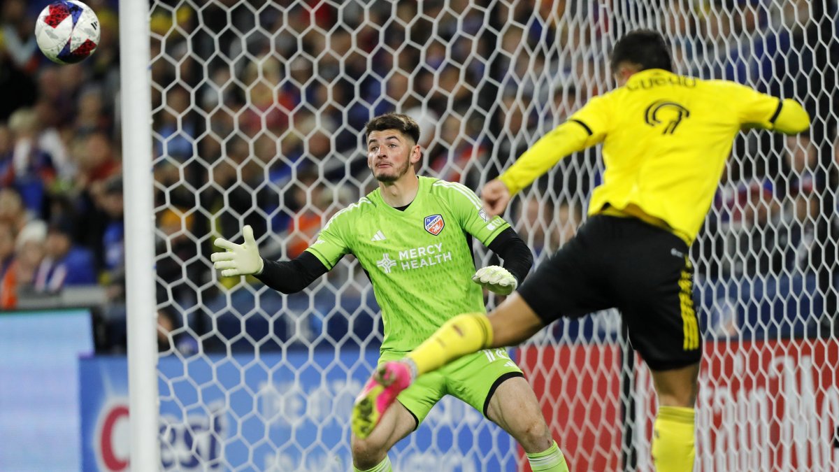 Columbus Crew completes epic comeback vs. Cincinnati, will host MLS Cup ...