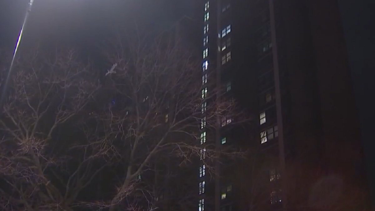 3 hospitalized after Uptown high-rise fire – NBC Chicago