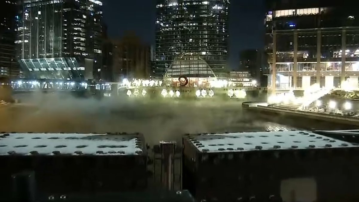 What’s causing ‘steam’ or ‘smoke’ on Lake Michigan? – NBC Chicago