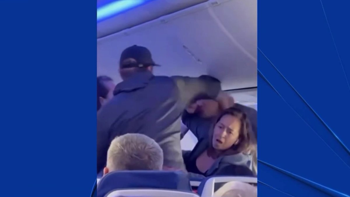 Southwest Airlines fight: Passengers brawl on way to Hawaii – NBC Chicago