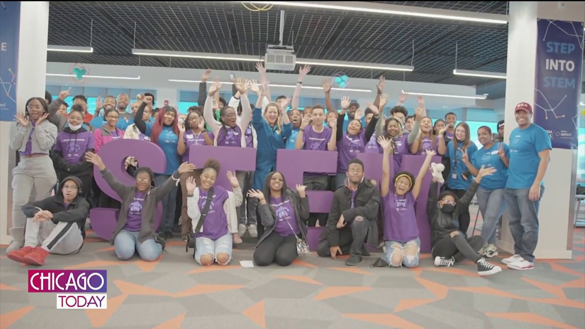 Chicagoland students dive into STEM adventures at weekend lab ...