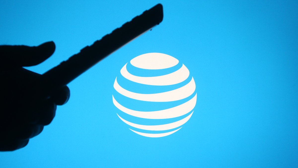 AT&T outage Chicago: Massive AT&T internet, cellular outage reported ...