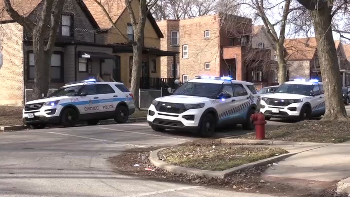 Chicago violence: 2 12-year-olds injured in Grand Crossing shooting ...
