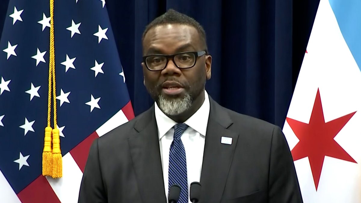 Watch: Heated moments as reporters press Mayor Johnson for ...