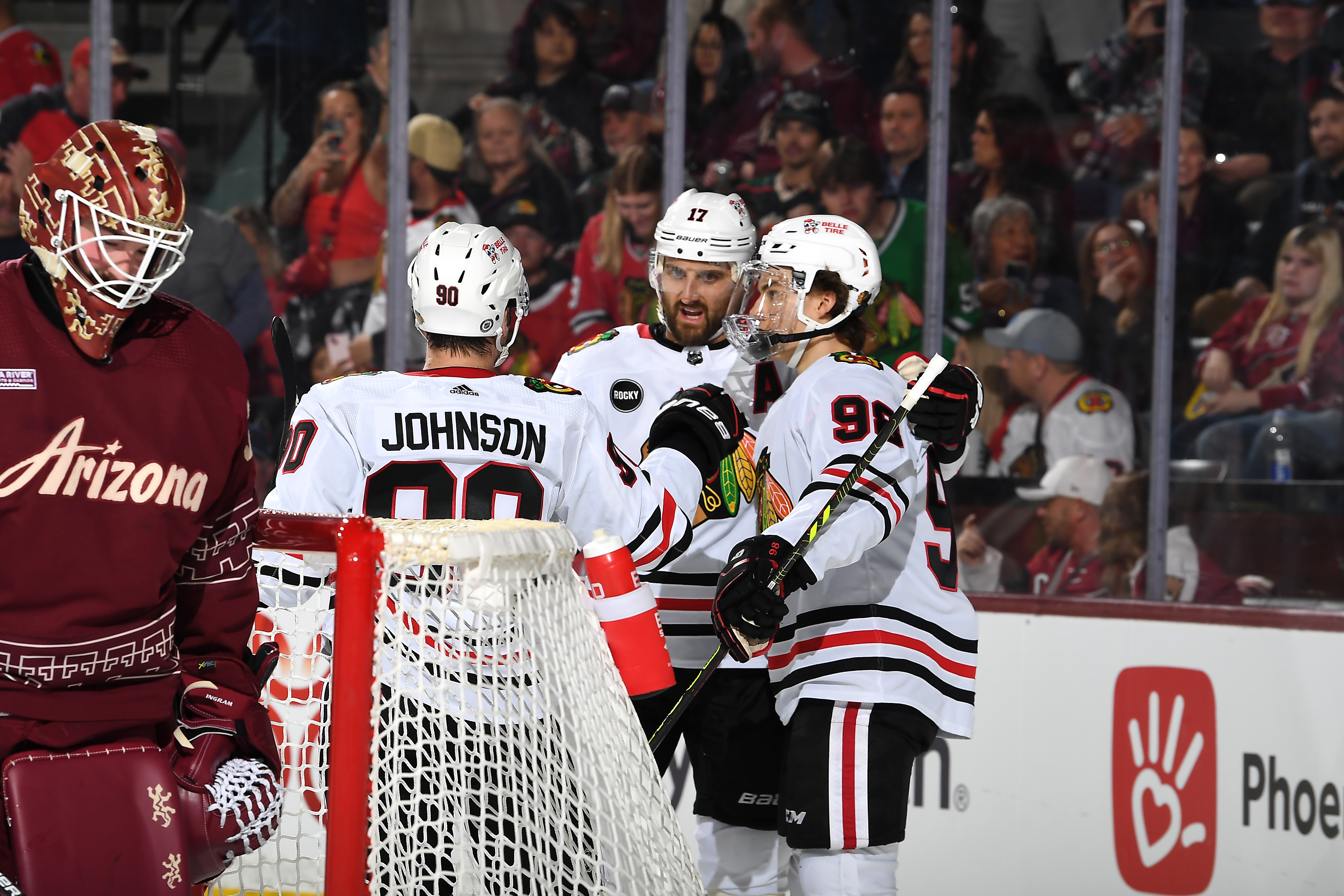 10 observations: Blackhawks score 4 power-play goals, snap 22-game road ...