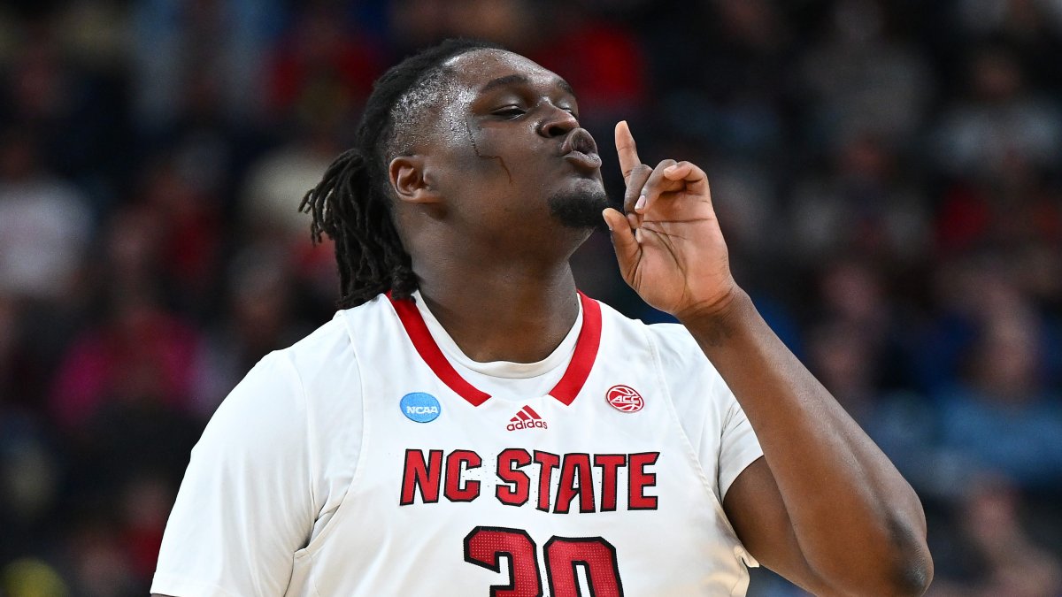 Who is DJ Burns Jr.? NC State star rising in March Madness – NBC Chicago