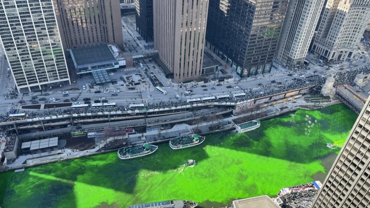 Watch the full 2024 Chicago River dye start to finish – NBC Chicago Watch the full 2024 Chicago River dye start to finish – NBC Chicago