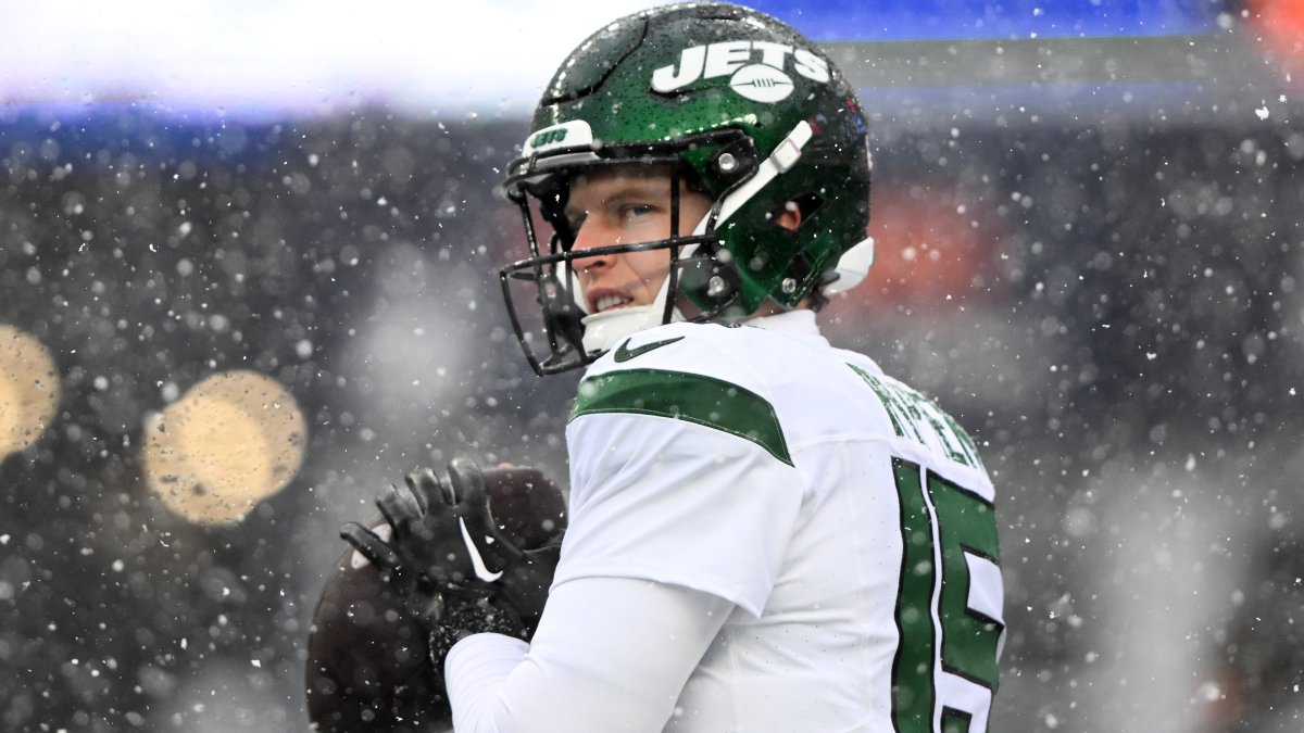 Bears sign quarterback Brett Rypien to one-year deal – NBC Chicago