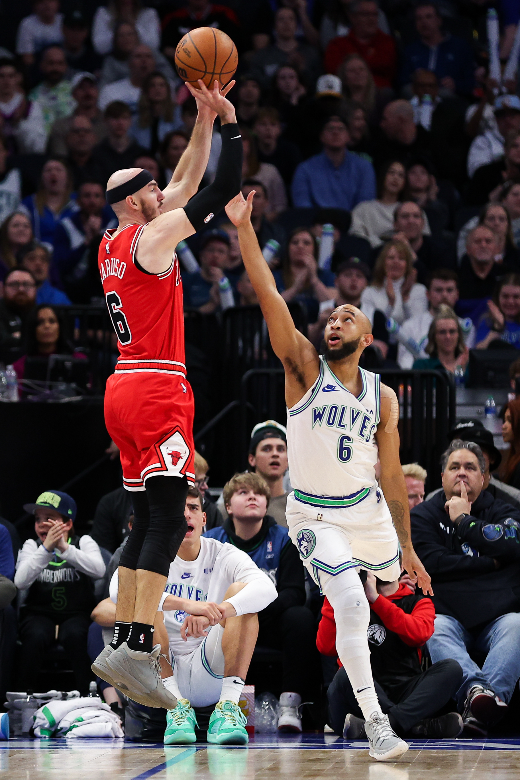 Alex Caruso’s career-high night lifts Bulls past Timberwolves – NBC Chicago