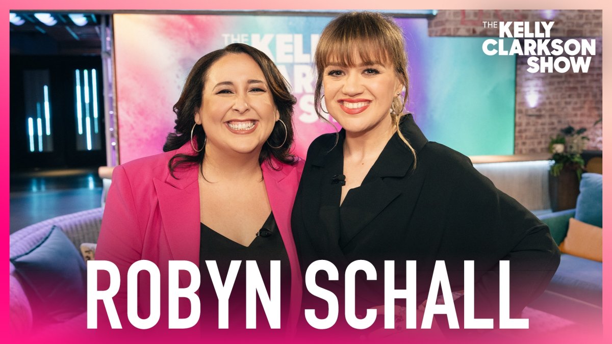 TikTok comedian Robyn Schall joins ‘The Kelly Clarkson Show’ as new ...