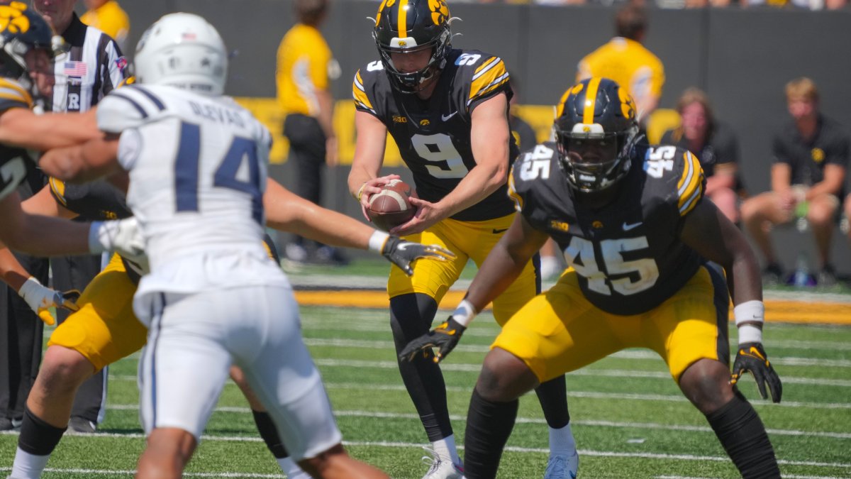 2024 NFL draft: Bears pick punter Tory Taylor in fourth round – NBC Chicago