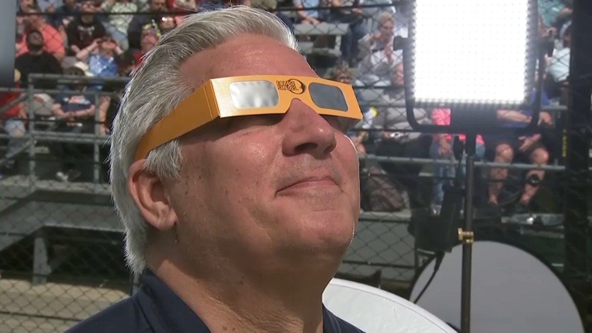 2024 solar eclipse: Watch NBC 5 Meteorologist Pete Sack’s emotional ...