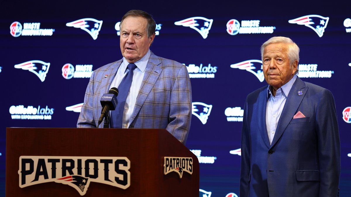 Robert Kraft warned Falcons owner not to trust Bill Belichick: Report – NBC Chicago