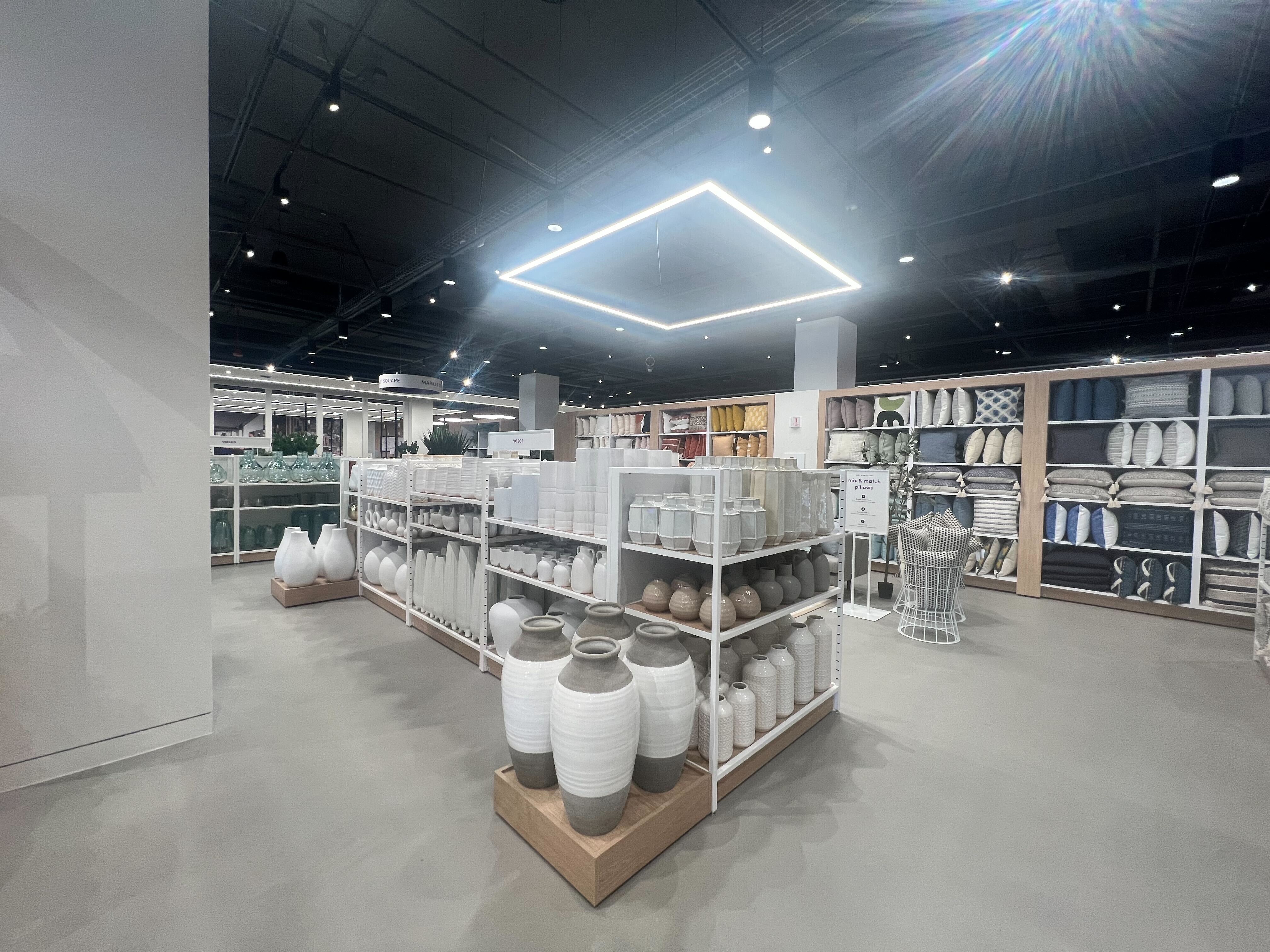 Wayfair store Chicago: First-ever physical store opens in Wilmette ...