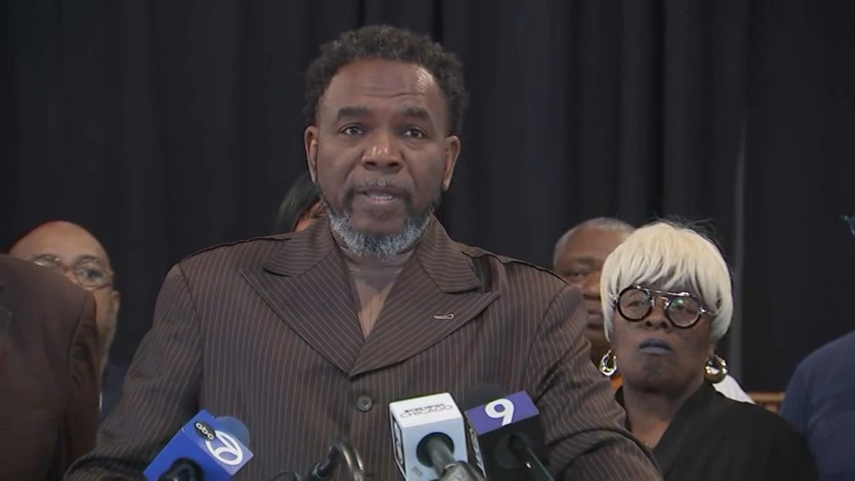 Rev. Ira Acree withdraws as Mayor Brandon Johnson’s RTA board nominee ...