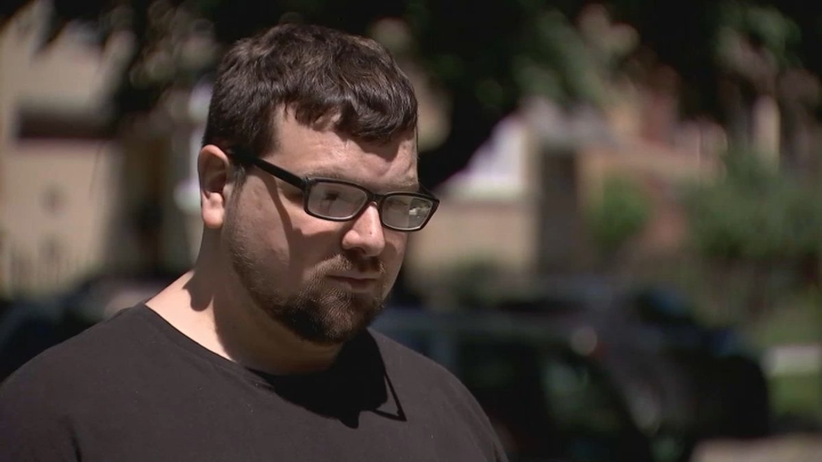 Man describes what happened in frightening Lakeview home invasion – NBC ...