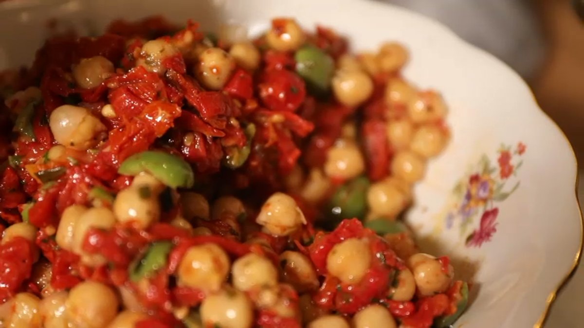 The Food Guy: Mia Francesca – NBC Chicago