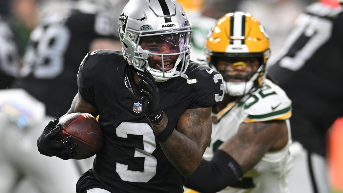 DeAndre Carter, Bears agree to one-year contract – NBC Chicago