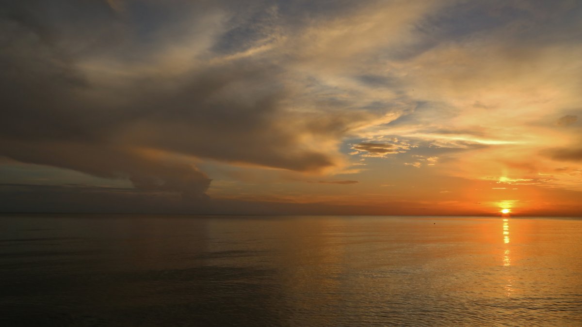 Three Alabama men drown at a Florida beach after getting caught in rip ...