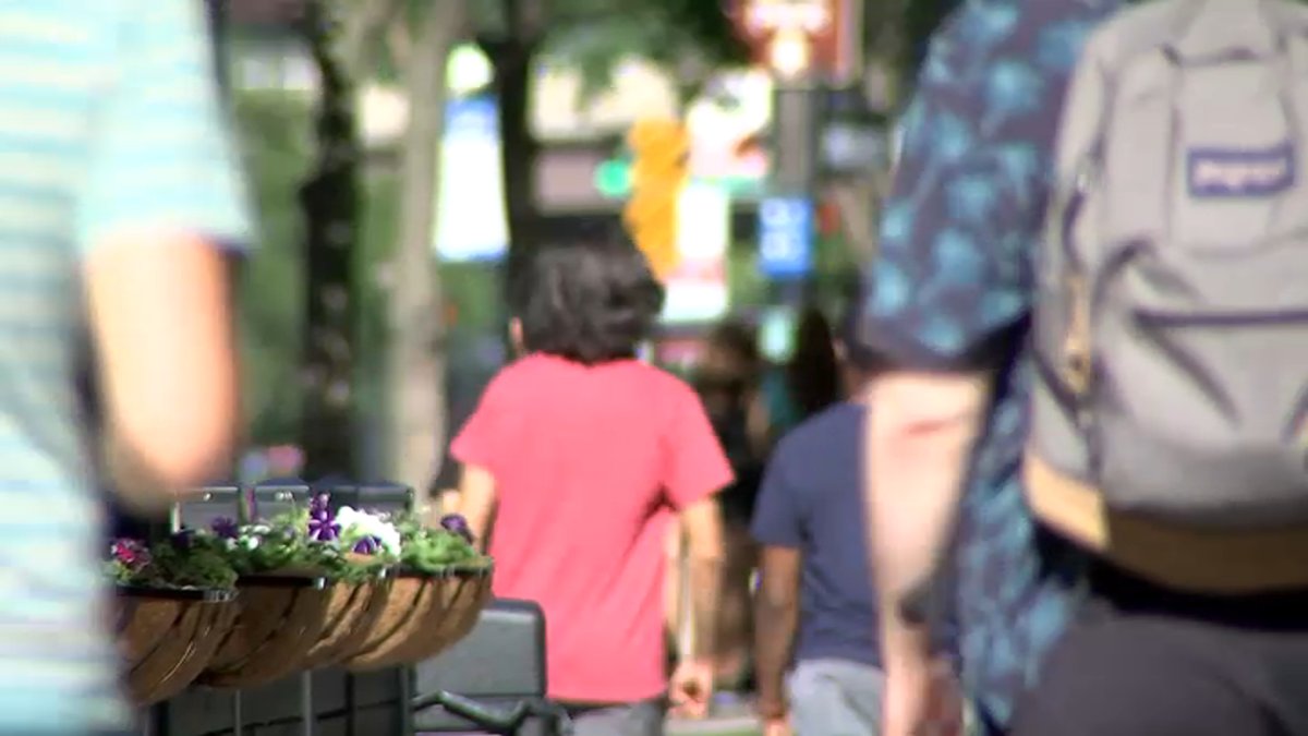 Is there a curfew for kids in downtown Chicago? What to know – NBC Chicago