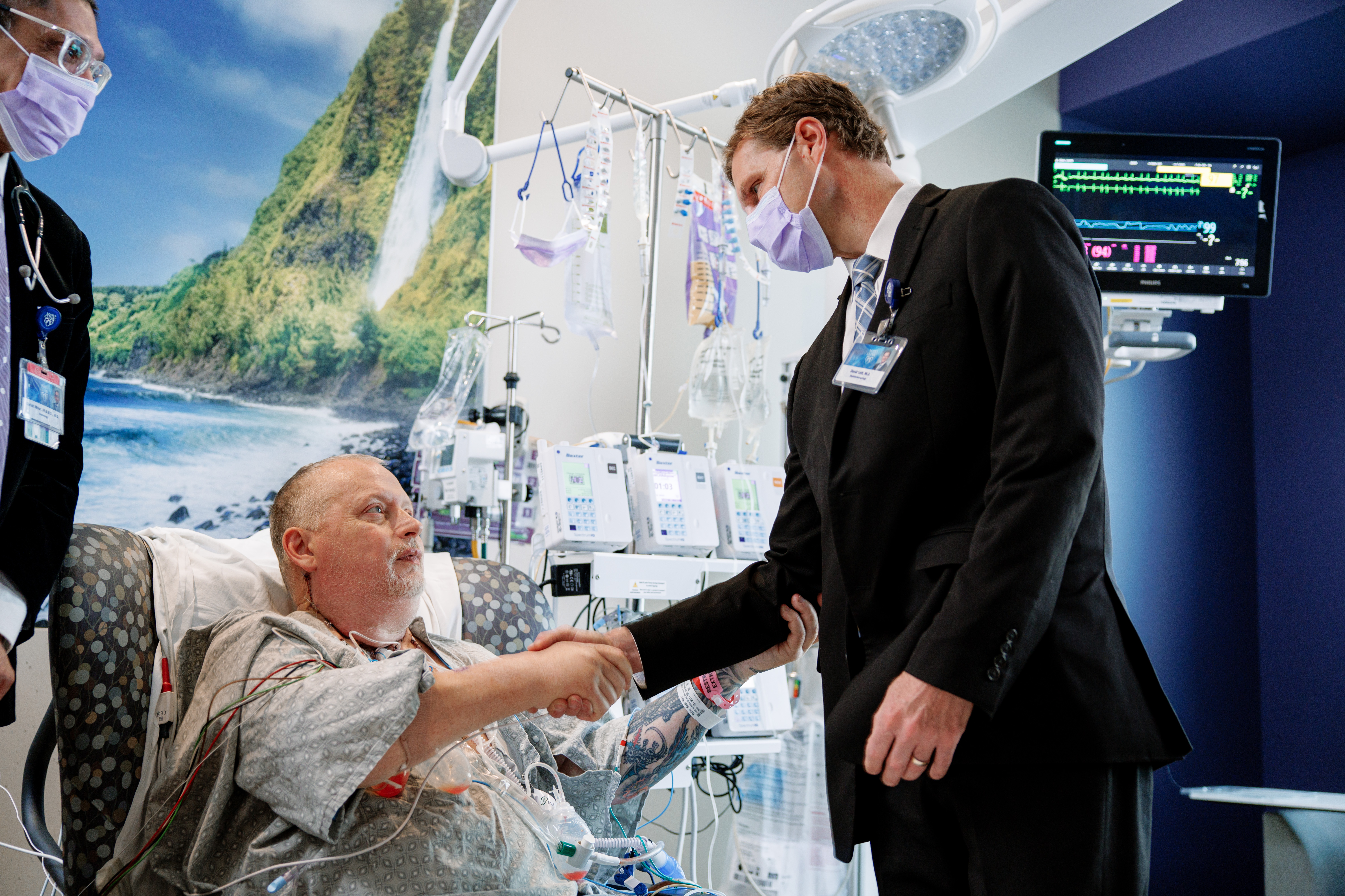 MA man gets voice back (with Boston accent) after Mayo Clinic larynx ...