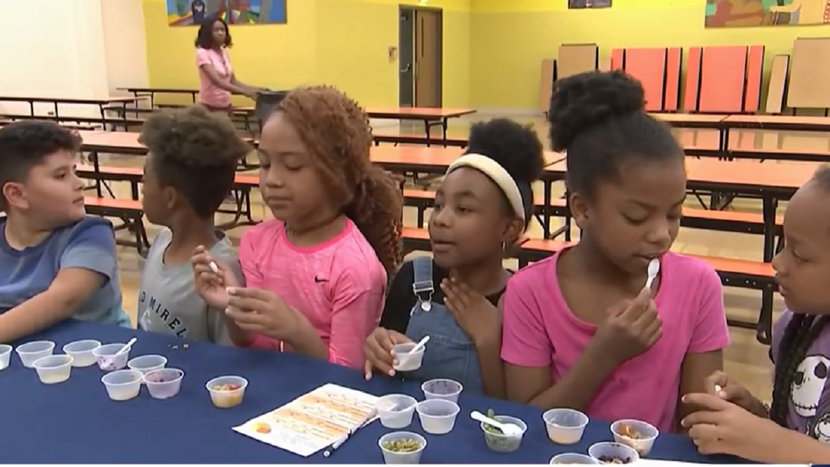 CPS students sample new menu items ahead of upcoming school year – NBC ...