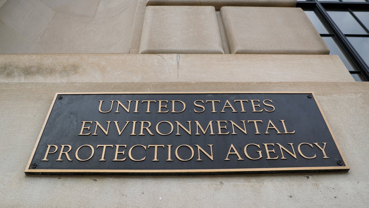 EPA issues emergency ban on weedkiller that can harm fetuses – NBC Chicago