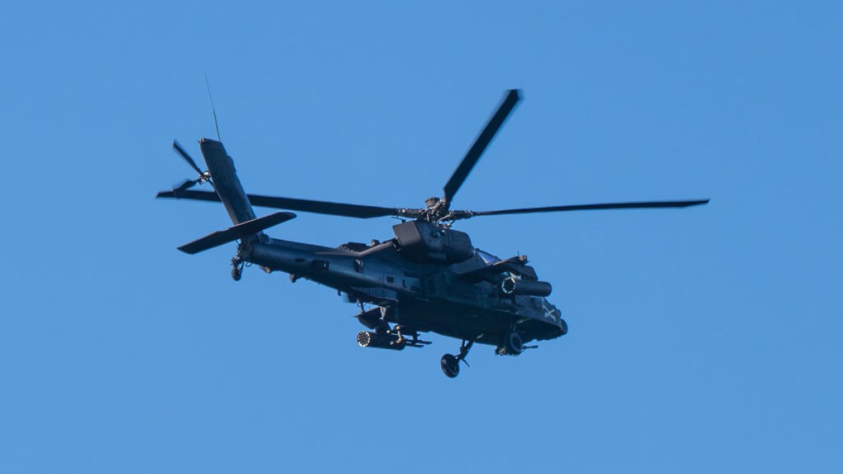 Helicopter crash at military base in Alabama leaves one dead – NBC Chicago