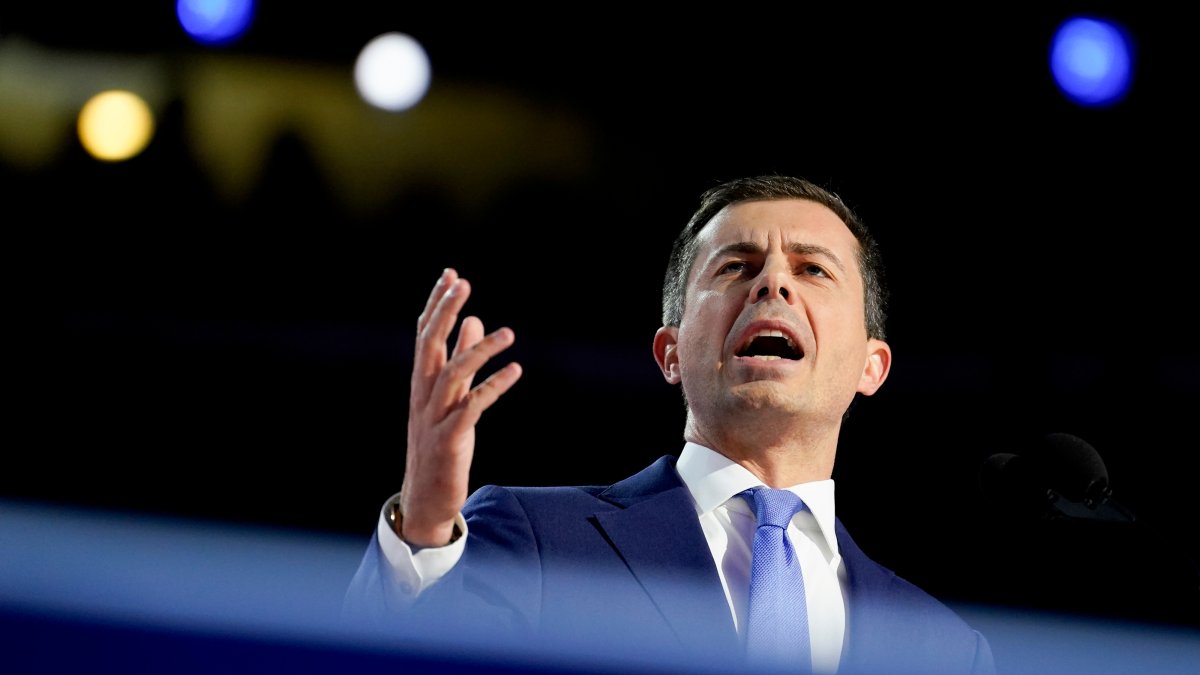 Pete Buttigieg DNC speech hits Vance, offers vision of hope – NBC Chicago