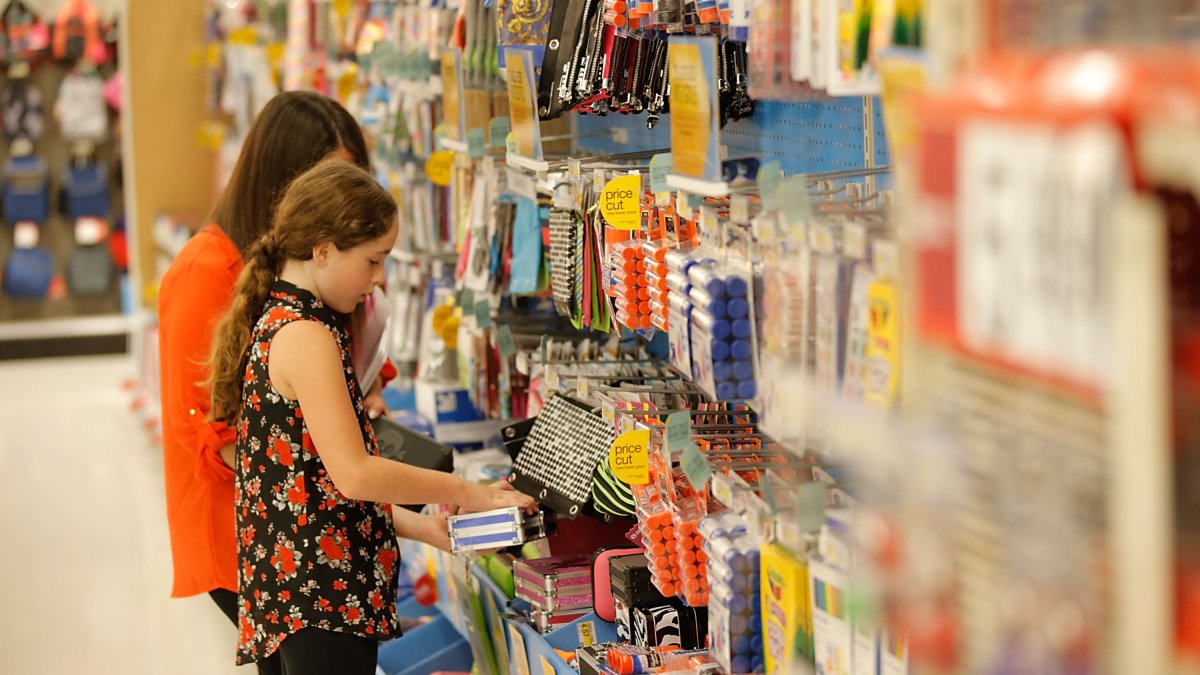 Illinois will have a ‘back-to-school sales tax holiday’ for 2026 – NBC ...