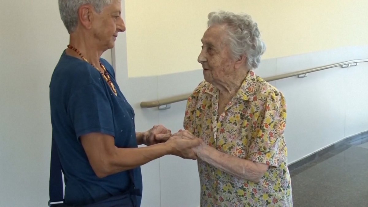 Oldest person in the world has died at age 117 – NBC Chicago
