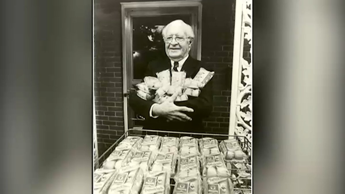 Chicago makes its mark with deep dish pizza and other firsts – NBC Chicago