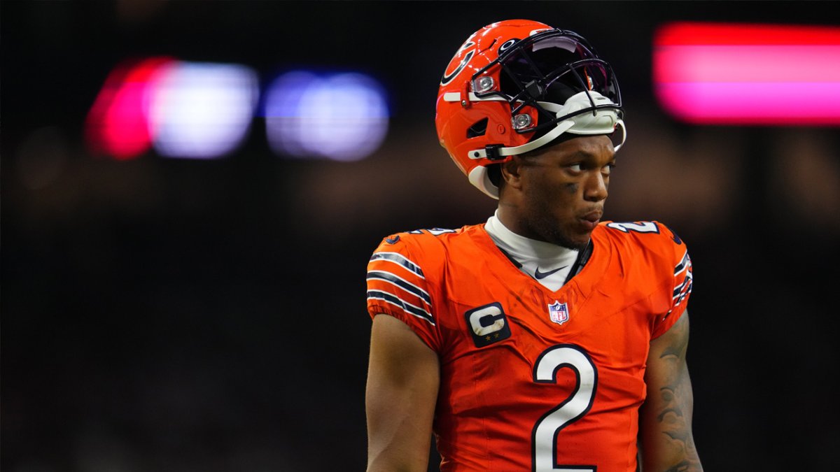 DJ Moore regrets frustration that went viral in loss vs. Texans – NBC ...