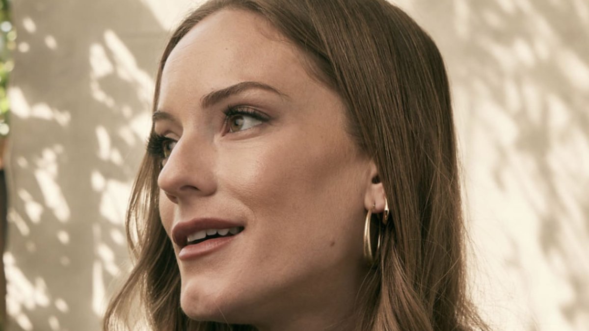 Victoria Carroll brings in six figures per year doing voiceovers. Her ...