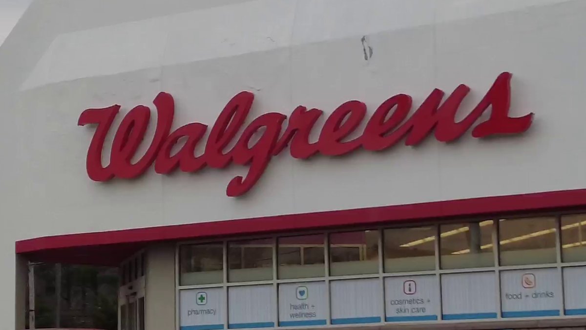 Walgreens employee with concealed carry license fatally shoots theft ...