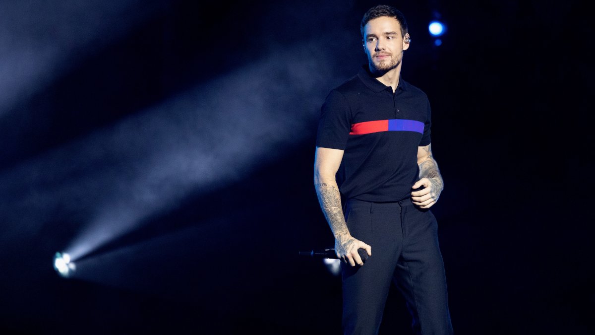 Liam Payne, former One Direction member, dies in hotel fall – NBC Chicago