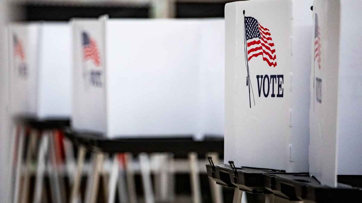 Early voting for 2025 elections opens in Cook County – NBC Chicago