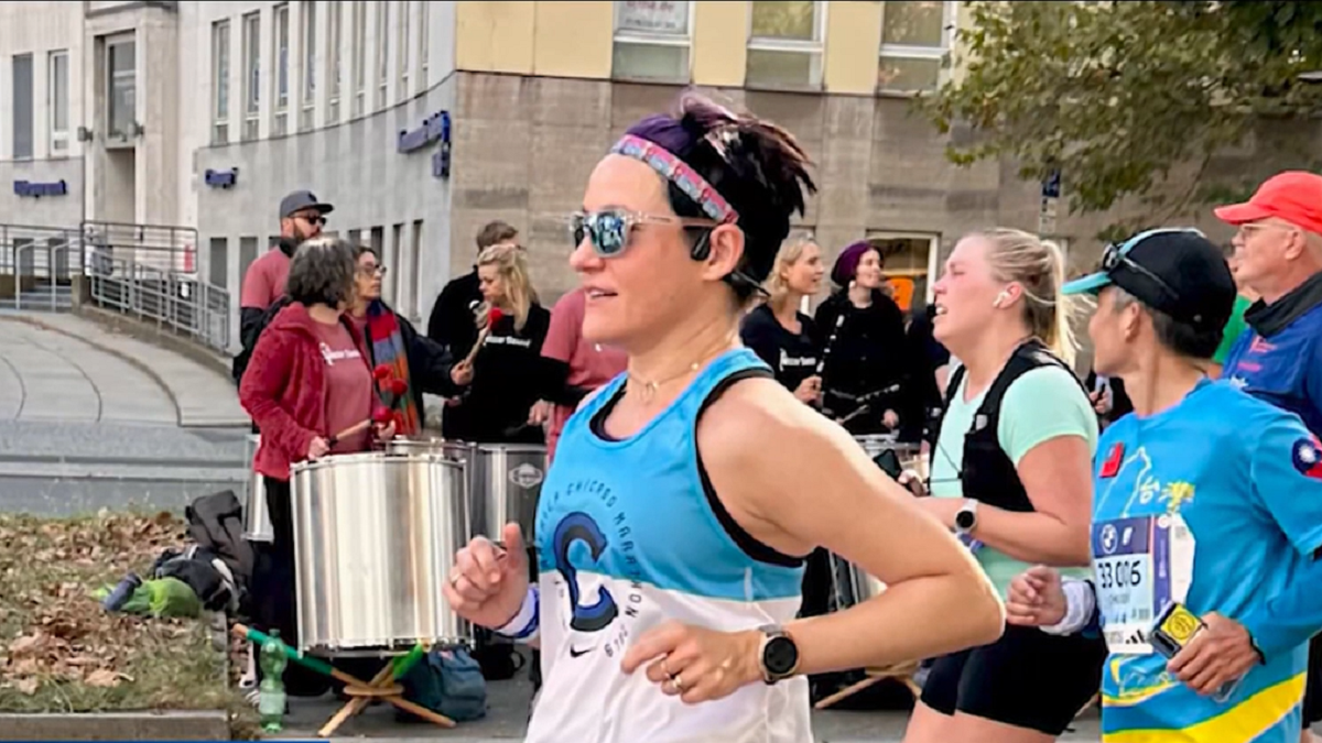 Local doctor saves man’s life, completes Berlin Marathon – NBC Chicago