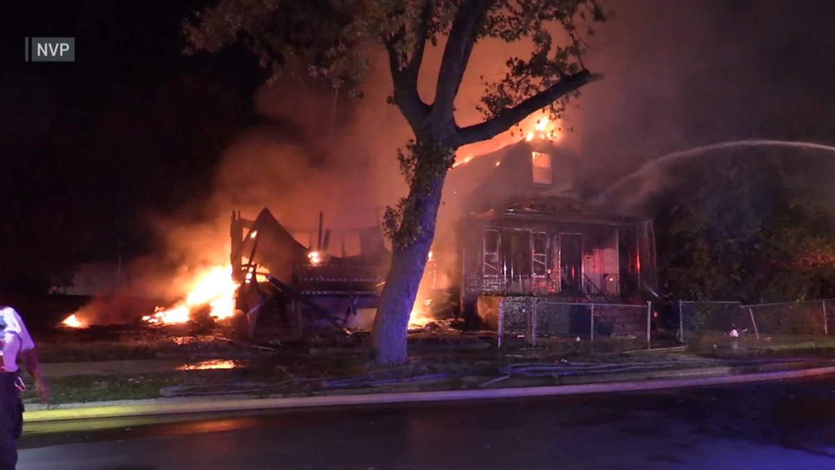 Chicago Heights fire: Homes appear destroyed after fire spreads – NBC ...