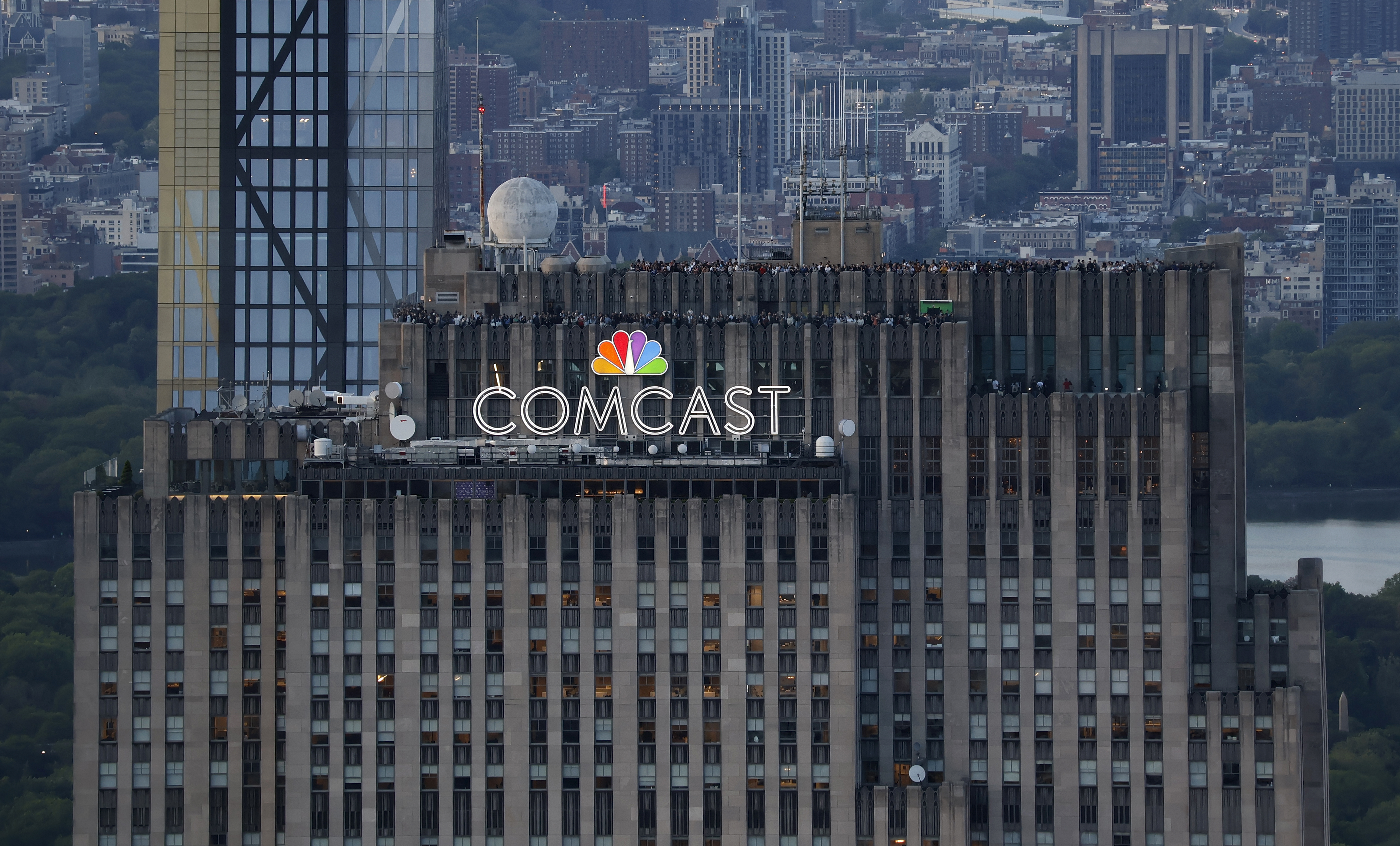 Comcast announces plan to spin off cable channels – NBC Chicago