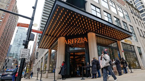 Aritzia is opening on Chicago’s Michigan Avenue this weekend. Here’s ...